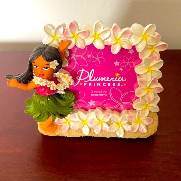 Plumeria Princess | Accents | Plumeria Princess Hula Girl Small Picture ...